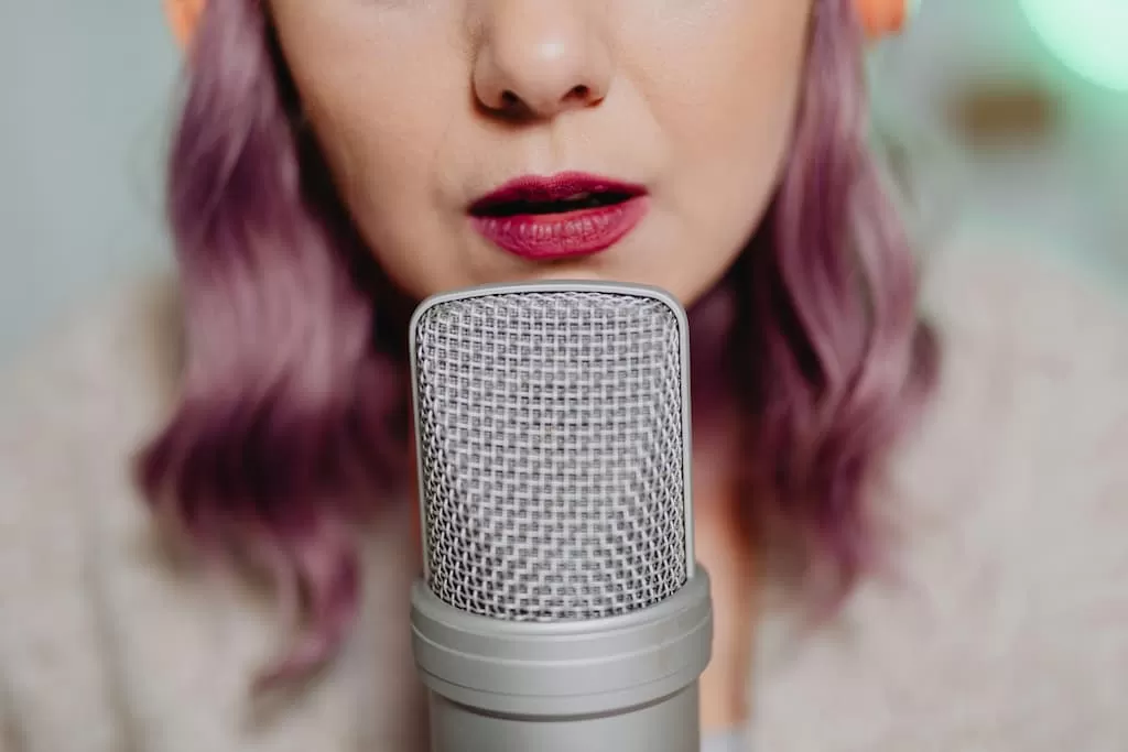 ¿Qué micrófono necesito para dar clases online con buena calidad de audio?