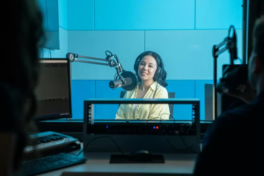 ¿Qué micrófono necesito para dar clases online con buena calidad de audio?